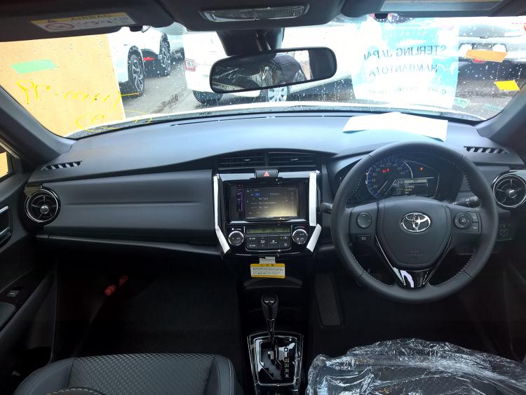 Toyota Axio - WXB Grade (2017) :: Sandaru Ventures